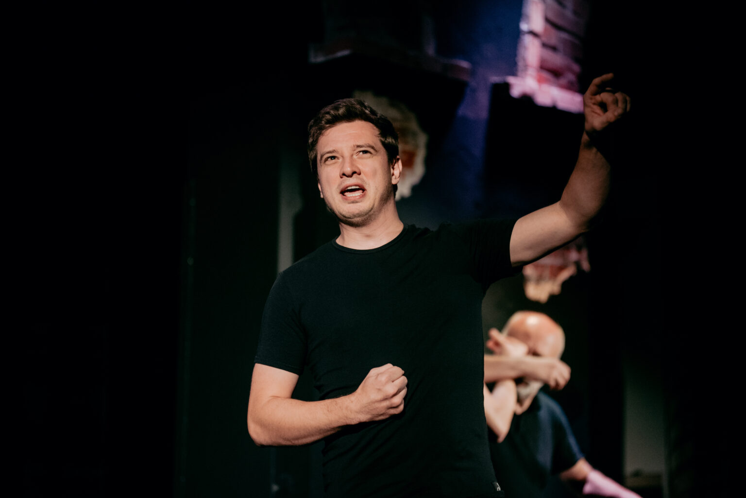 „Hejter, czyli jeden z nas” – edukacyjny spektakl dla młodzieży - Teatr ...